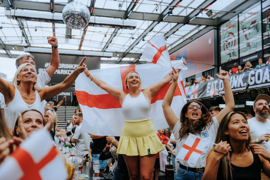 BOXPARK CHEERS ON THE LIONESSES - BOXPARK